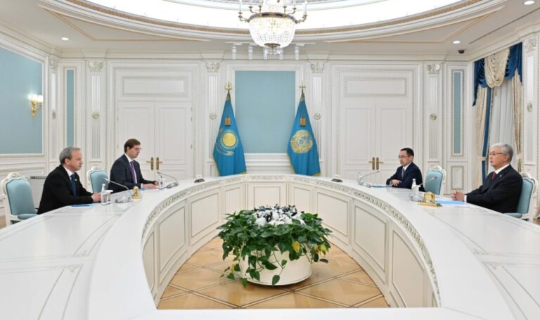 FIDE President meets with Kazakh Head of State Kassym-Jomart Tokayev ...