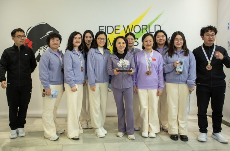 FIDE Team crowned World Champions in Linares – International Chess ...
